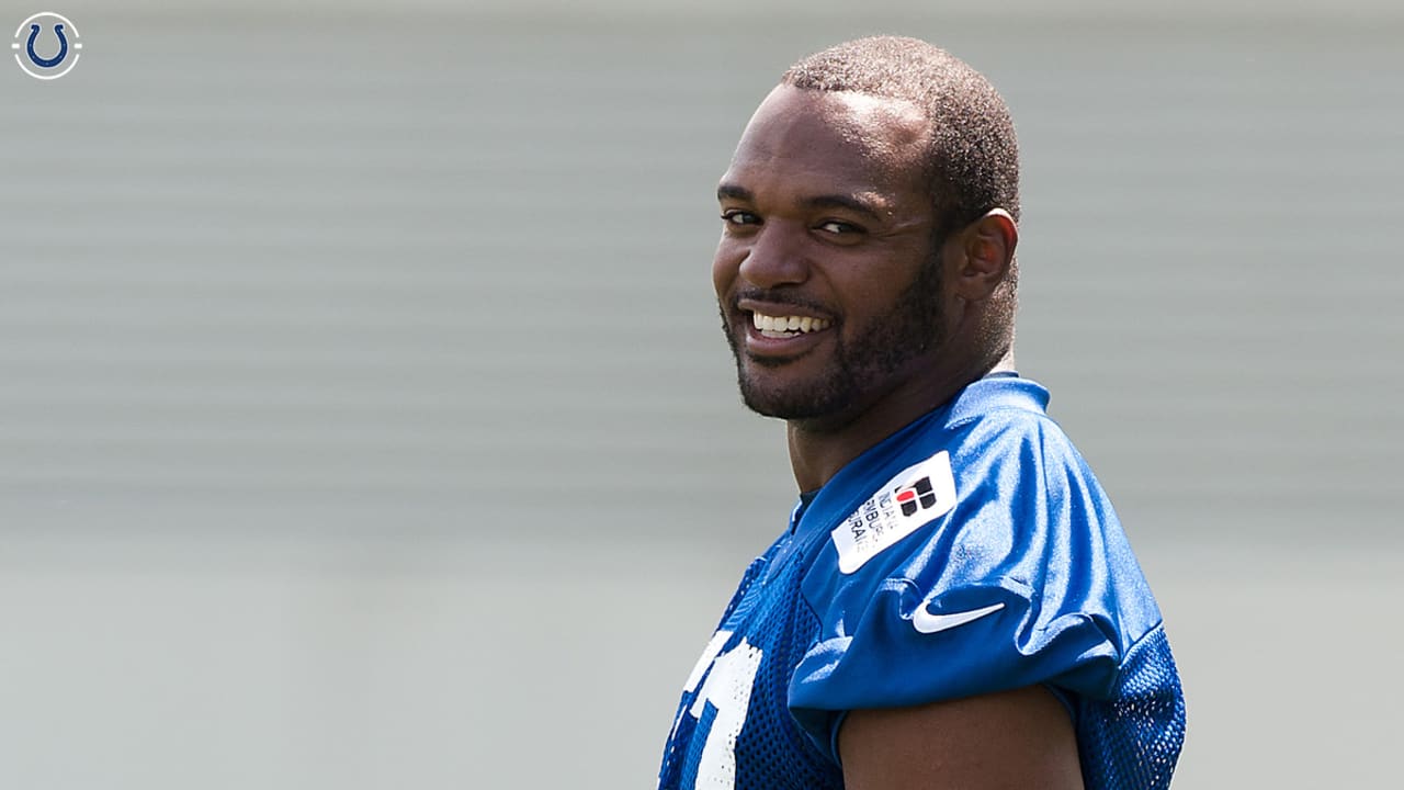 Dwight Freeney To Join Colts Ring Of Honor