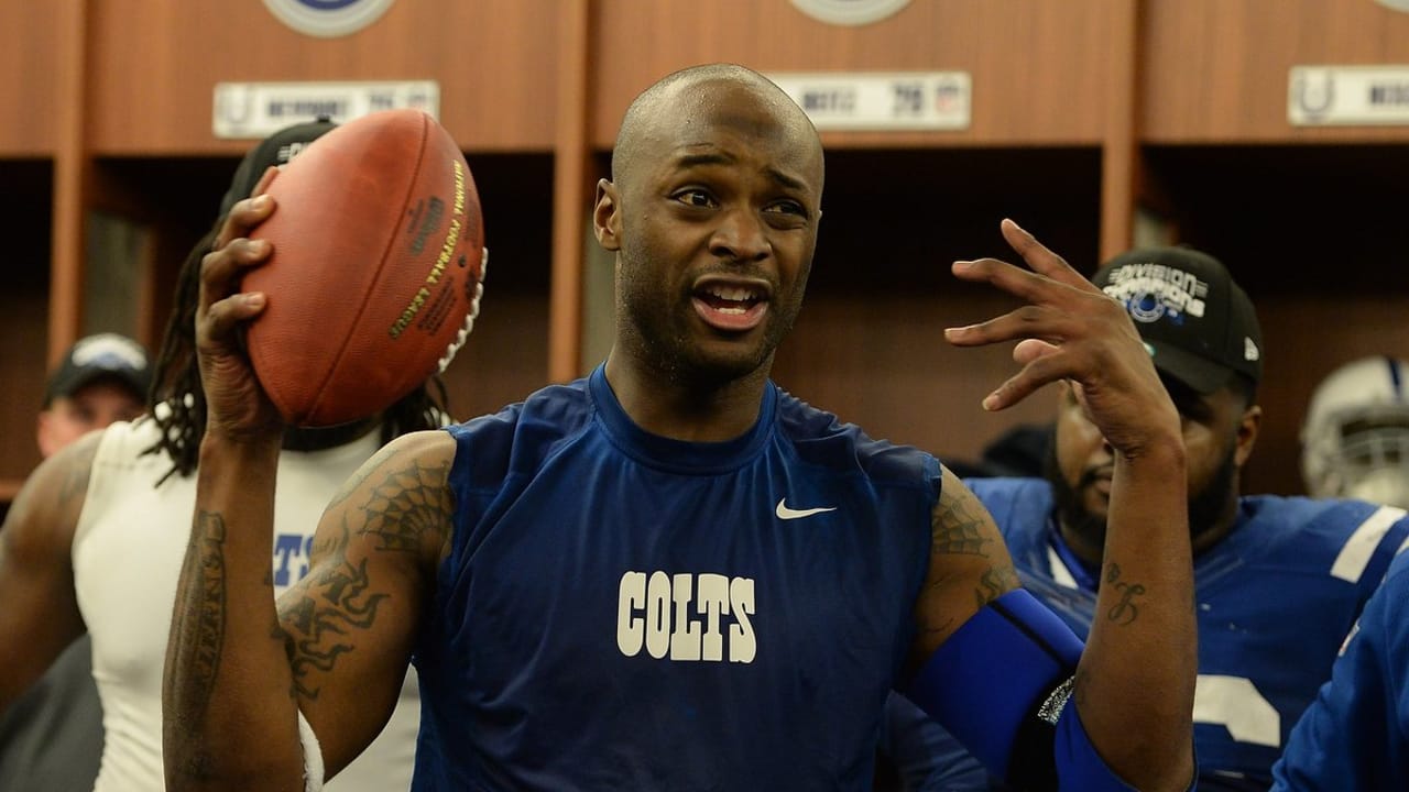 Throwback Thursday - REGGIE SETS FRANCHISE RECORD