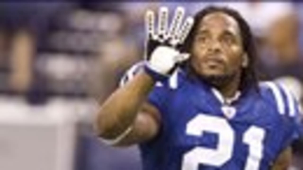 SANDERS HONORED BY POP WARNER