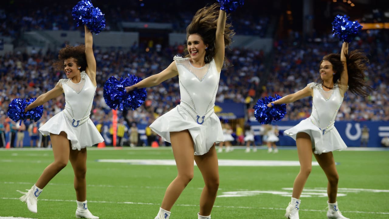 Cheer Wednesday: Colts vs. Bears