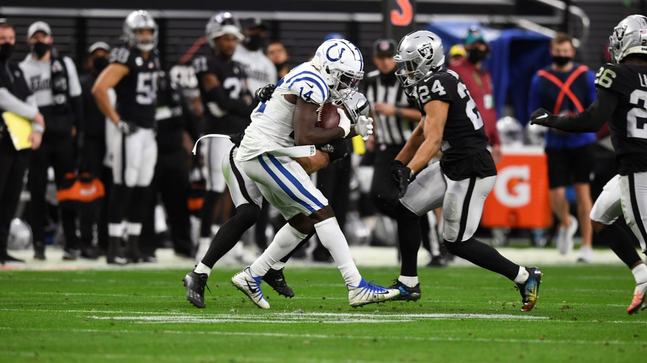 HIGHLIGHT | Zach Pascal Hits Spin Move Twice On 27-Yard Gain