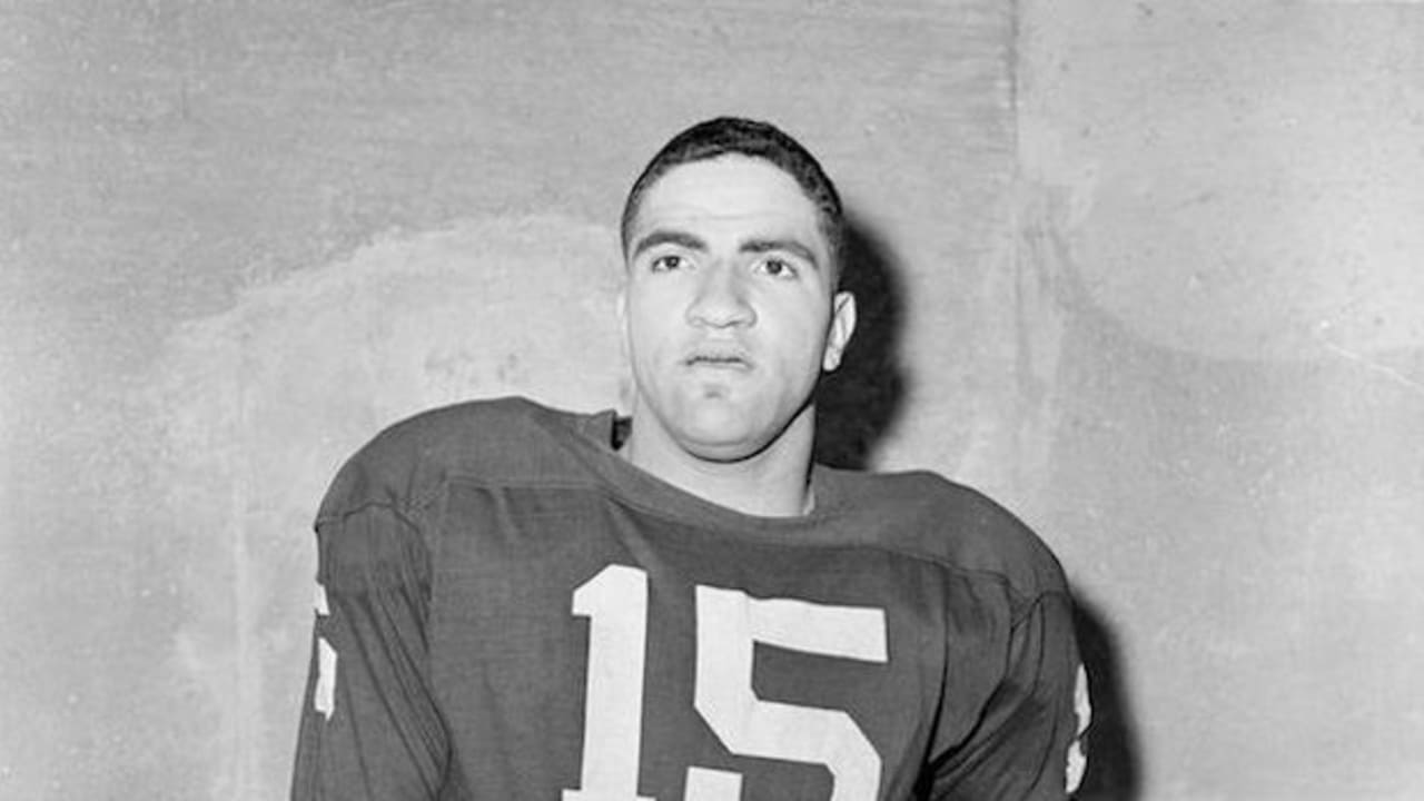 Sandy Stephens Paved Path For Quarterbacks Of Today, Inspired Tony ...