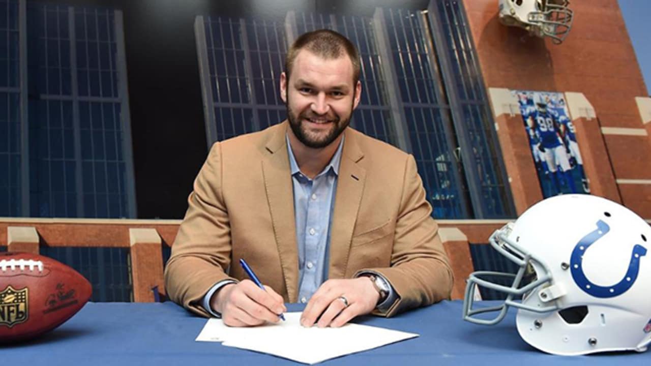 New Defensive End Margus Hunt Sees “More Defined Fit” With Colts