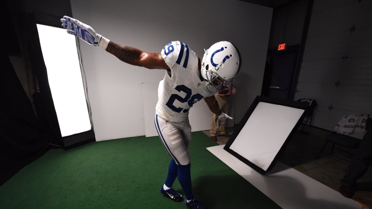 Player Photo Shoots 2015 - MIKE ADAMS