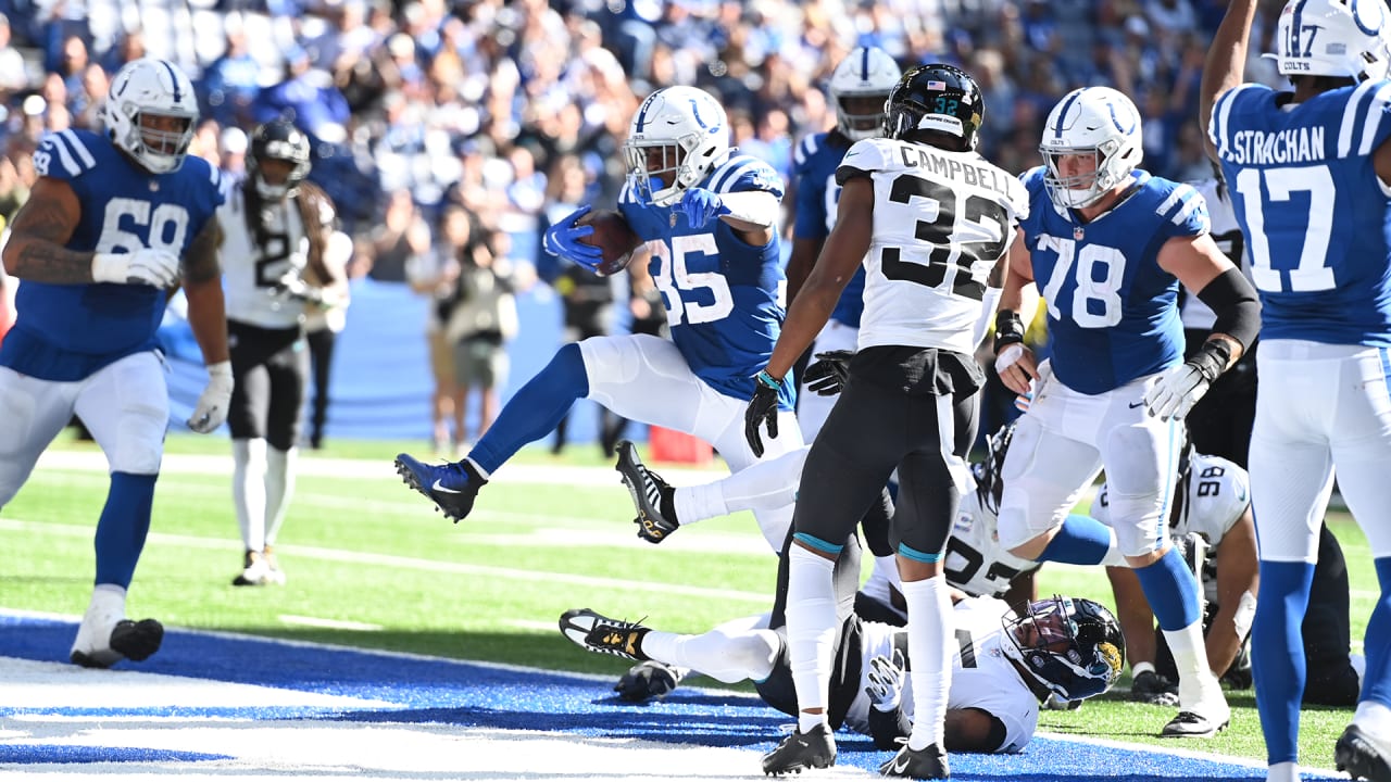 HIGHLIGHT | Deon Jackson shoulder-charges his way to TD