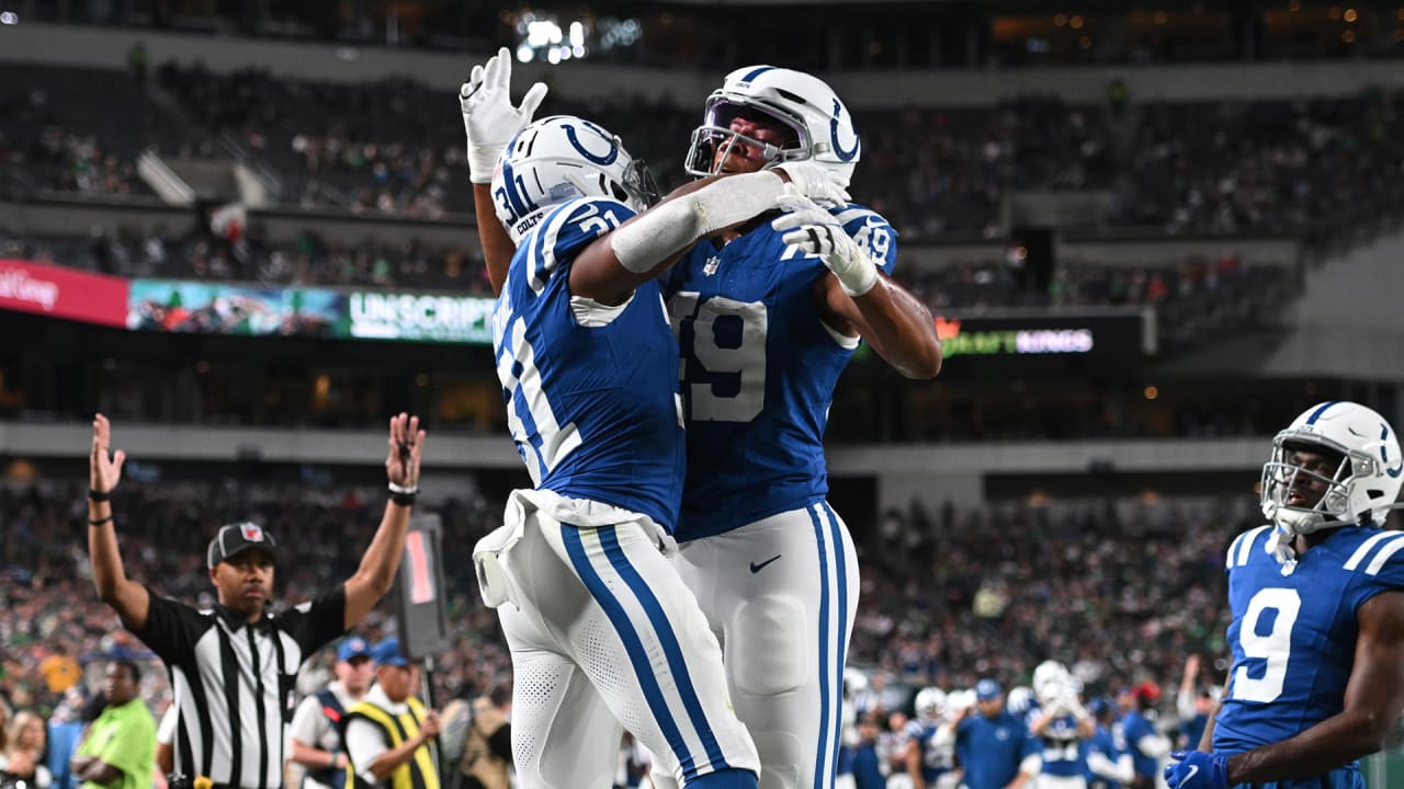 HIGHLIGHT | Kenyan Drake couldn't be more open to catch TD pass from ...