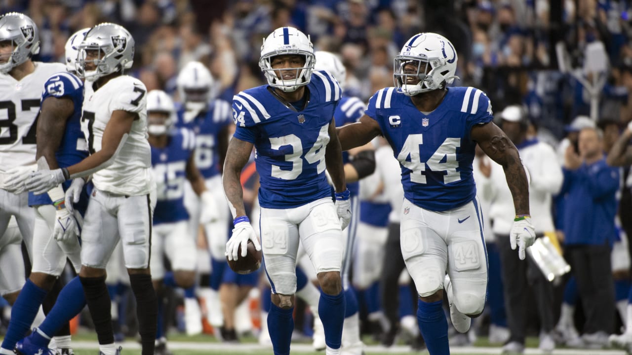 HIGHLIGHT | Isaiah Rodgers Gets UP For His Third Interception Of Season