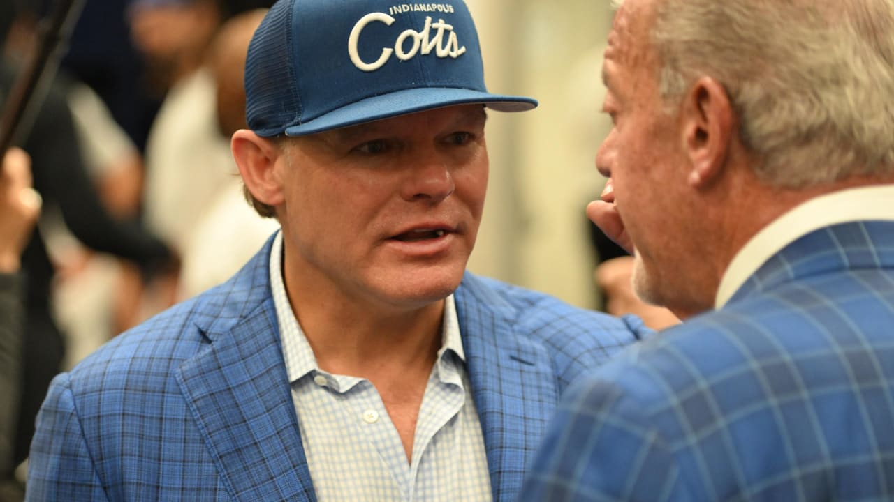 Colts stand pat at NFL trade deadline