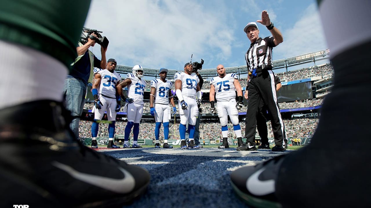 TUESDAY'S TOP 10 PHOTOS- COIN TOSS