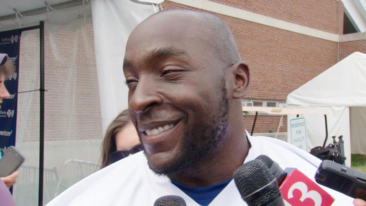 Colts OLB Robert Mathis Training Camp Interview