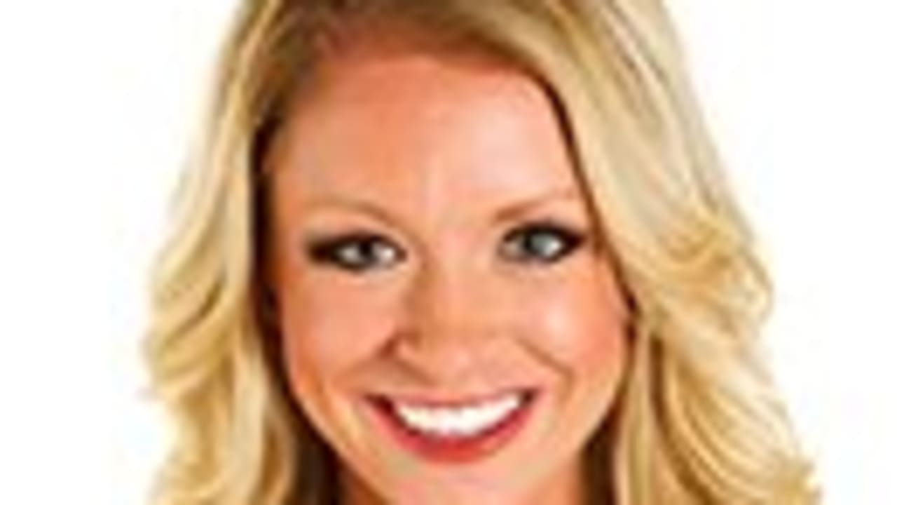 CHEERLEADER OF THE WEEK: ALLIE J.
