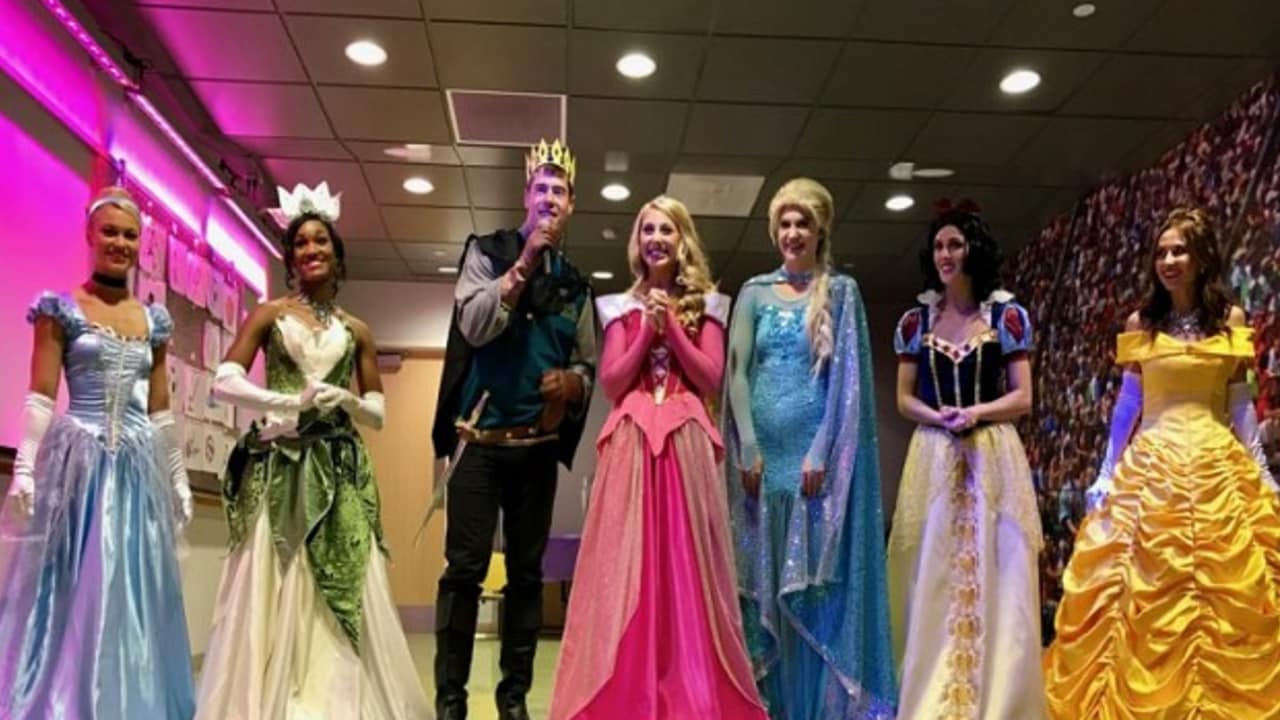 Colts Bring Magic Of Disney To Riley Kids On Valentine’s Day