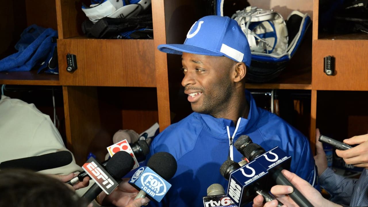 Wayne talks to media (10/16/13)