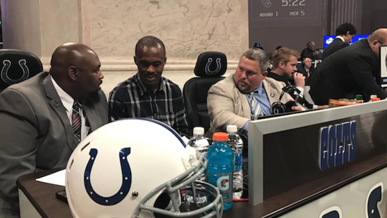 Marvin Harrison Takes In NFL Draft With Colts In His Hometown