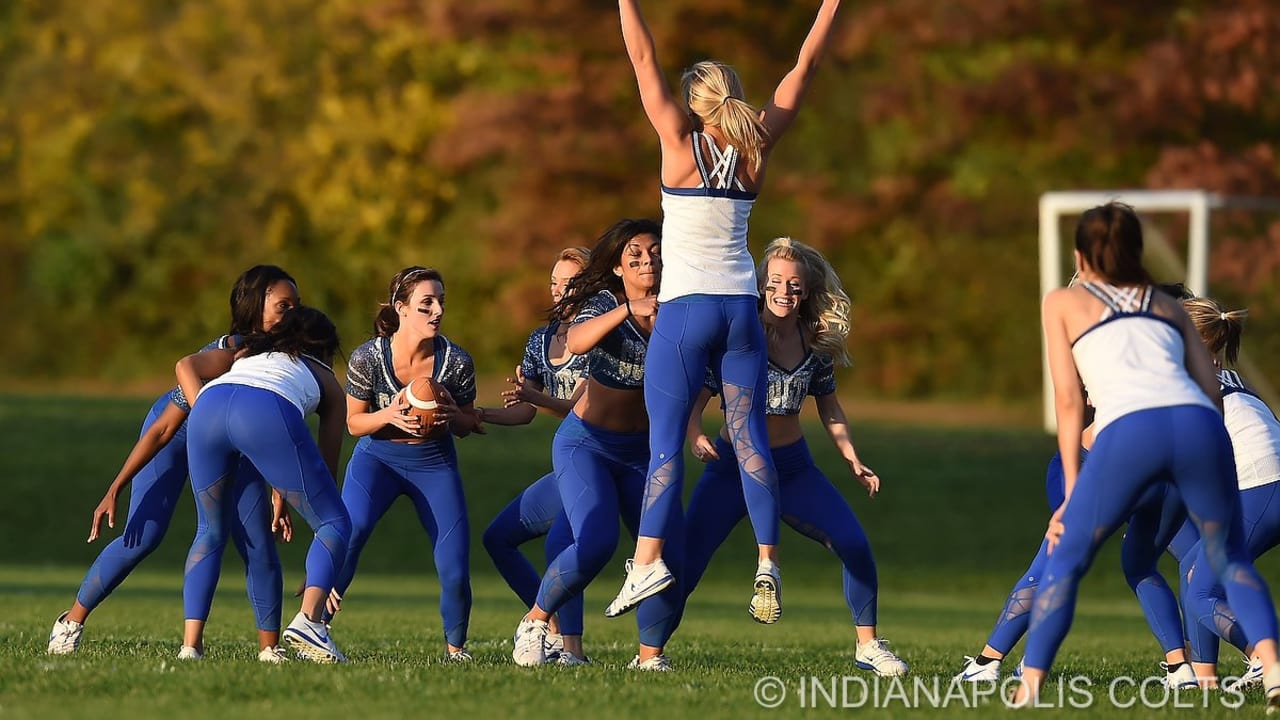 Throwback Thursday - CHEER 2-HAND TOUCH