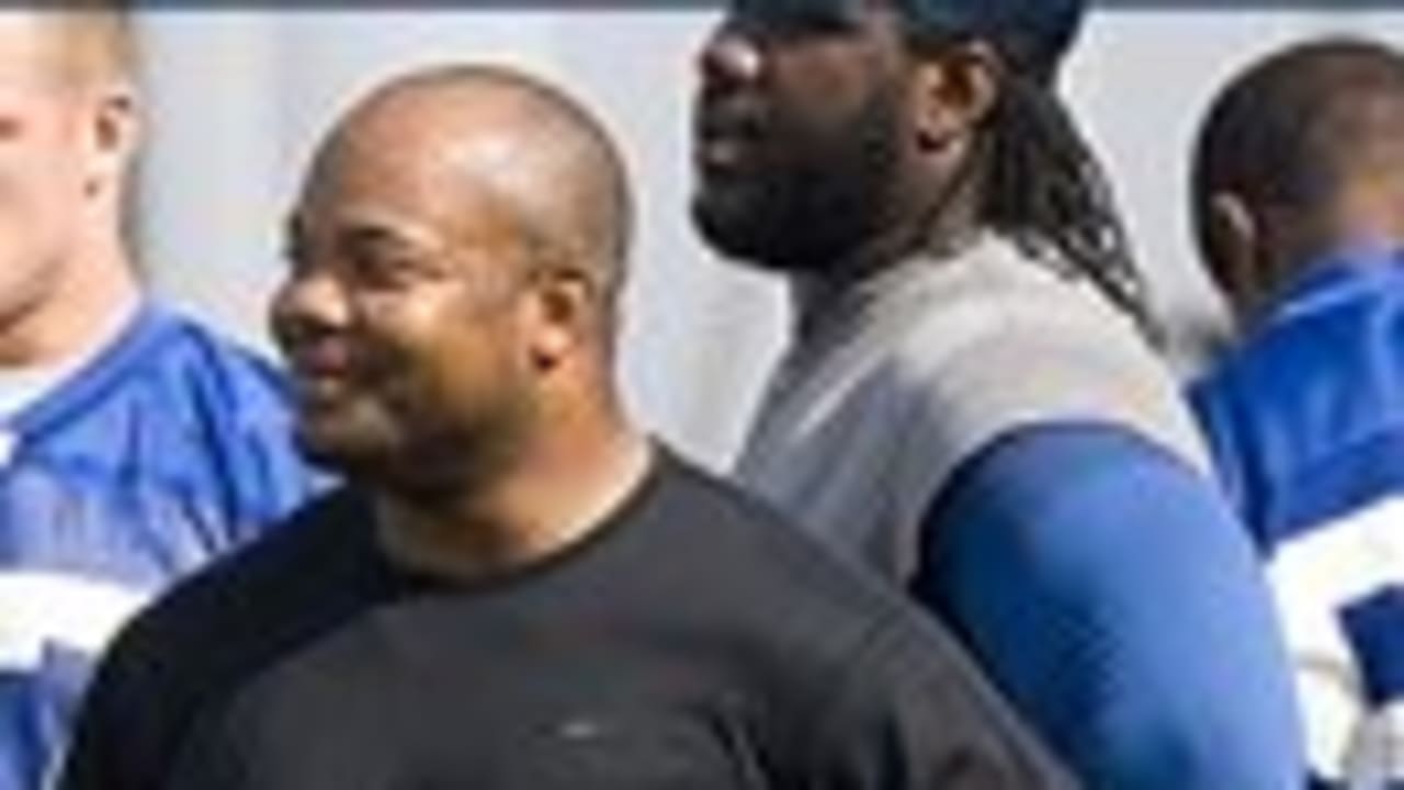 THE OUTSIDE LINEBACKERS