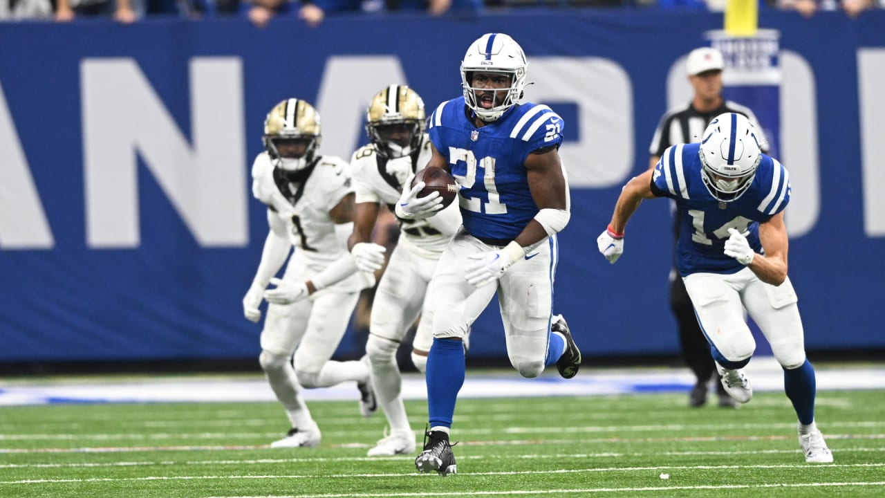 HIGHLIGHT | Zack Moss' 41-yard burst vs. Saints showcases running back ...