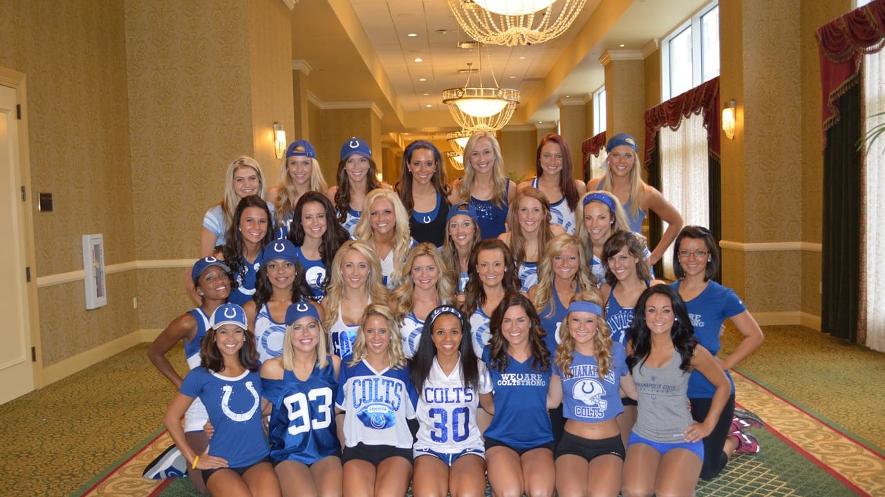 Cheerleaders Training Camp Day 1