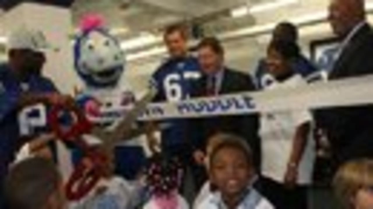 COLTS UNVEIL NEW FITNESS ROOM