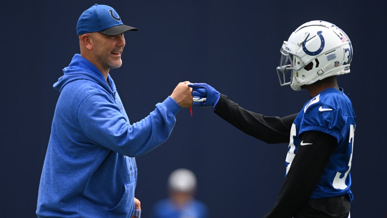 5 Things Learned About Colts' Defense In Offseason Program: Gus Bradley ...