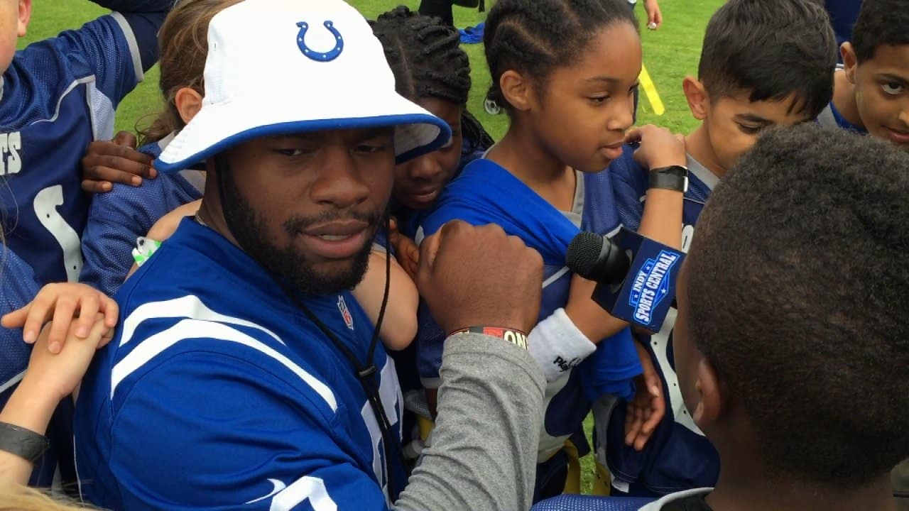 UpClose Extra: Colts TE Dwayne Allen Talks London