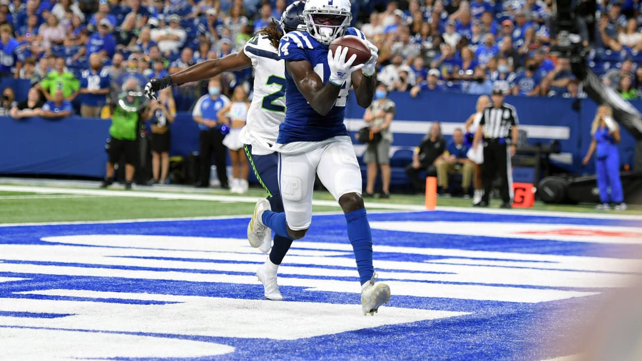 HIGHLIGHT | Carson Wentz Finds Zach Pascal For 11-Yard Touchdown