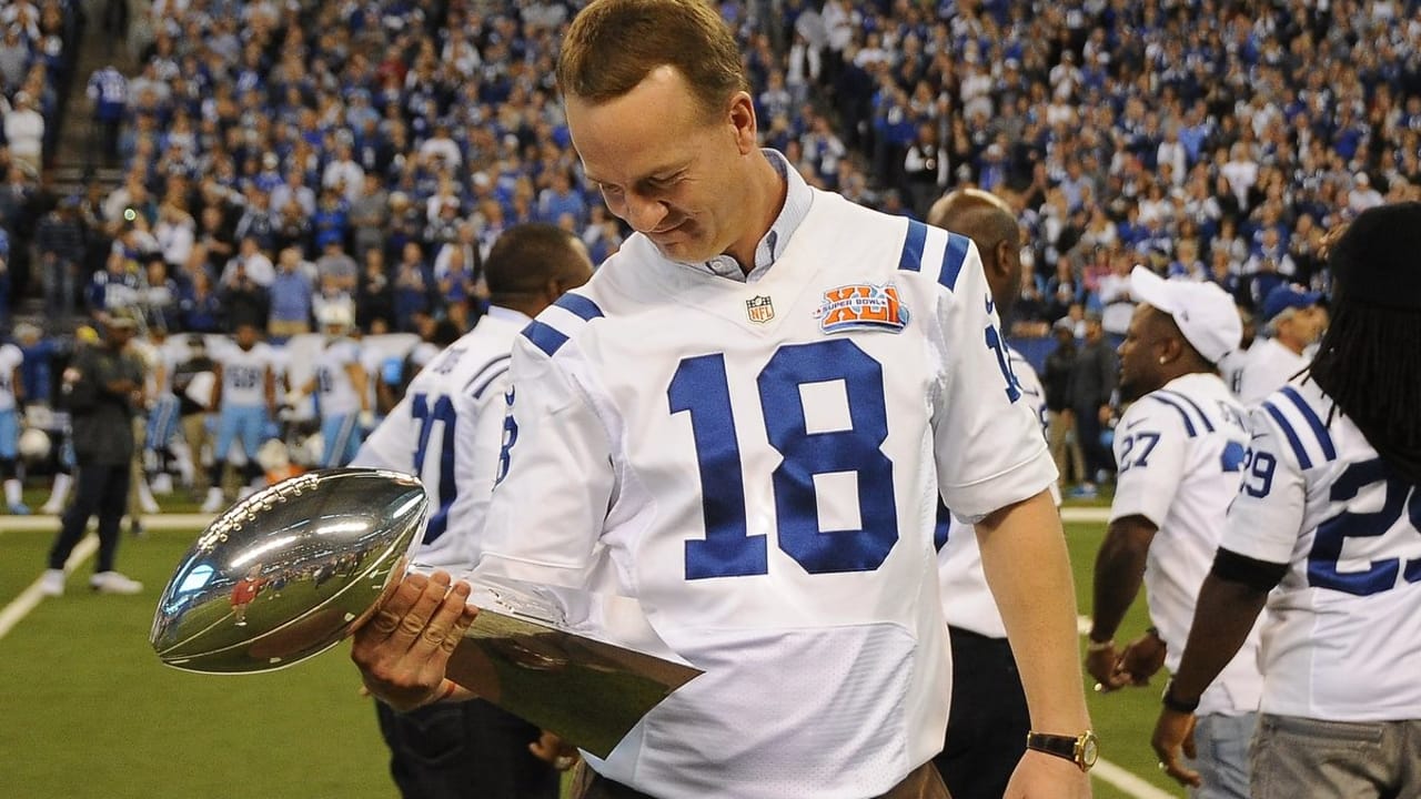 Titans @ Colts 2016 - SUPER BOWL XLI REUNION HALFTIME CELEBRATION