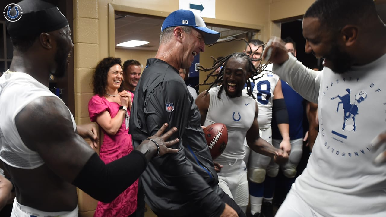 PHOTOS: Colts @ Redskins 2018 - LOCKER ROOM CELEBRATION