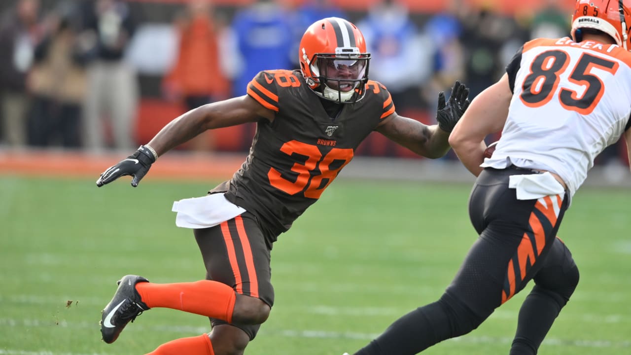 T.J. Carrie Signs With Colts