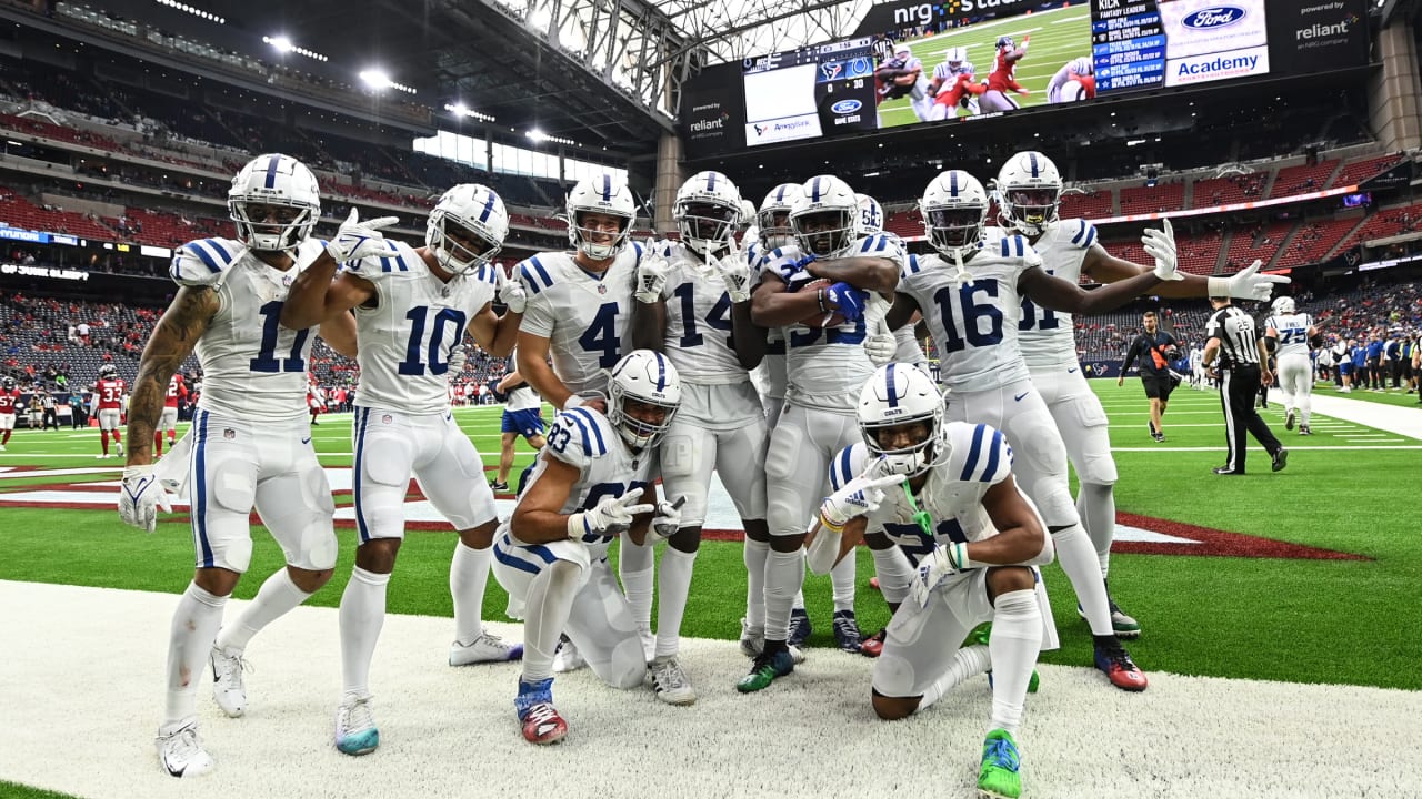 Smile For The Camera | 2021 Game Celebration Top Shots