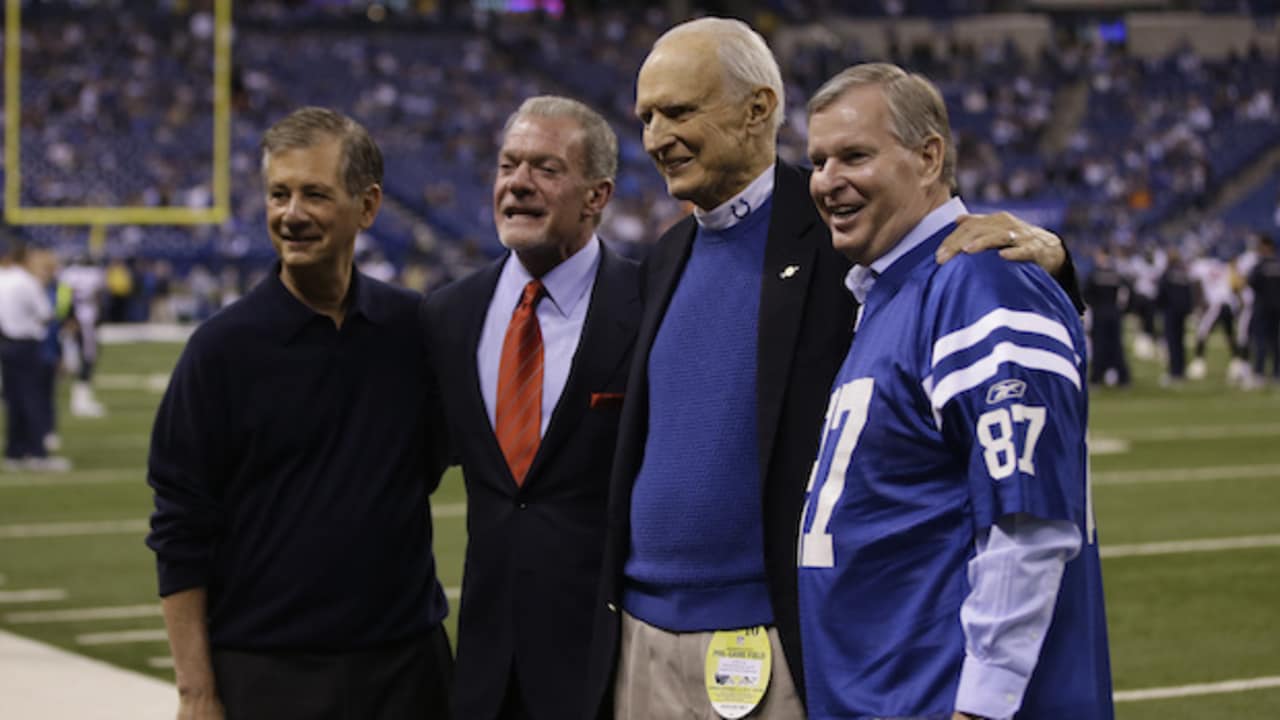 Former Indianapolis Mayor Bill Hudnut, Instrumental In Bringing Colts ...