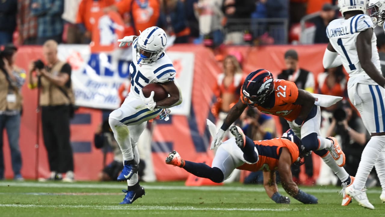 HIGHLIGHT | Deon Jackson's spin move sparks 21-yard catch and run