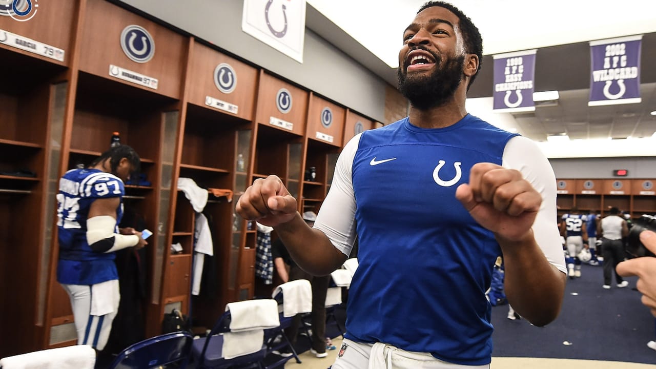 PHOTOS: Giants @ Colts 2018 - LOCKER ROOM CELEBRATION