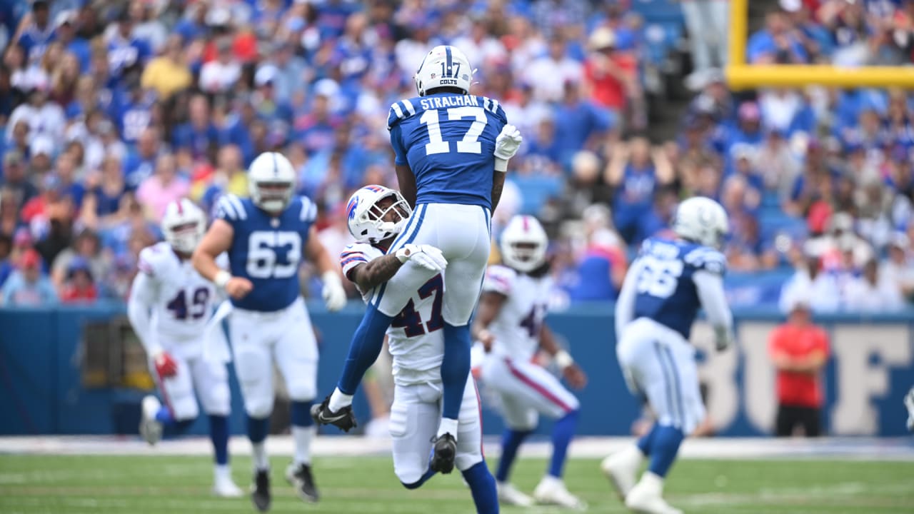 HIGHLIGHT | Mike Strachan takes personal elevator for catch of 18 yards