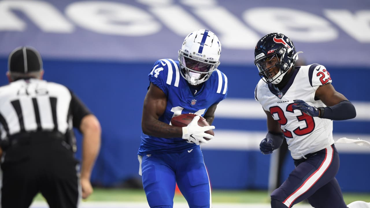 HIGHLIGHT | Philip Rivers Finds Zach Pascal For 11-Yard Touchdown