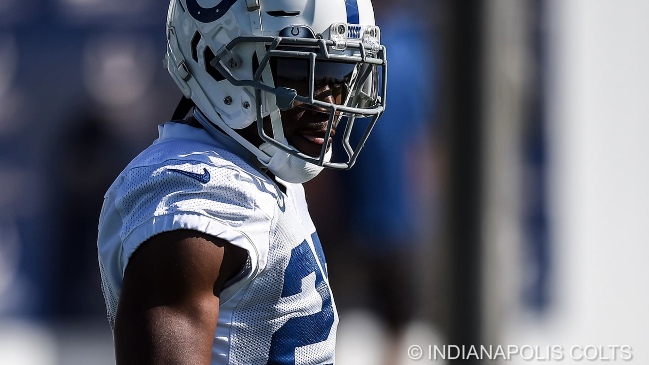 PHOTOS: Colts @ Jets - PRACTICE (Defense) 10/8