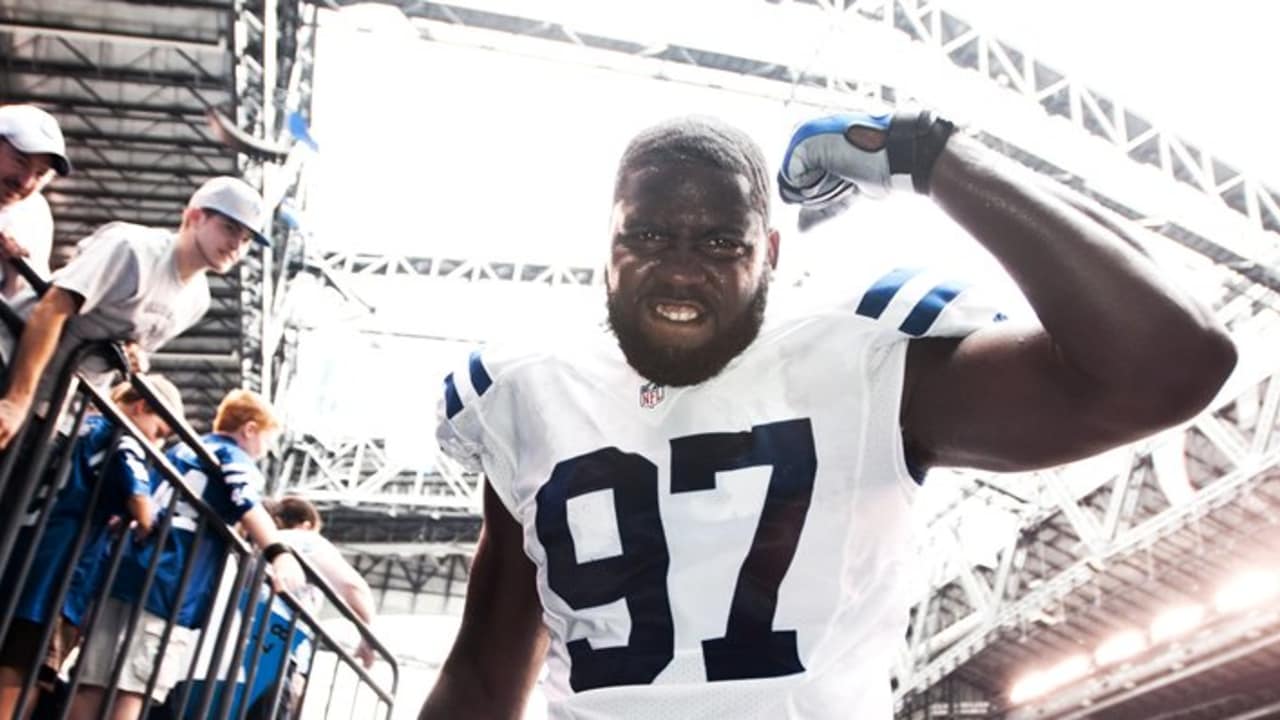 Colts vs Rams: Mario Addison