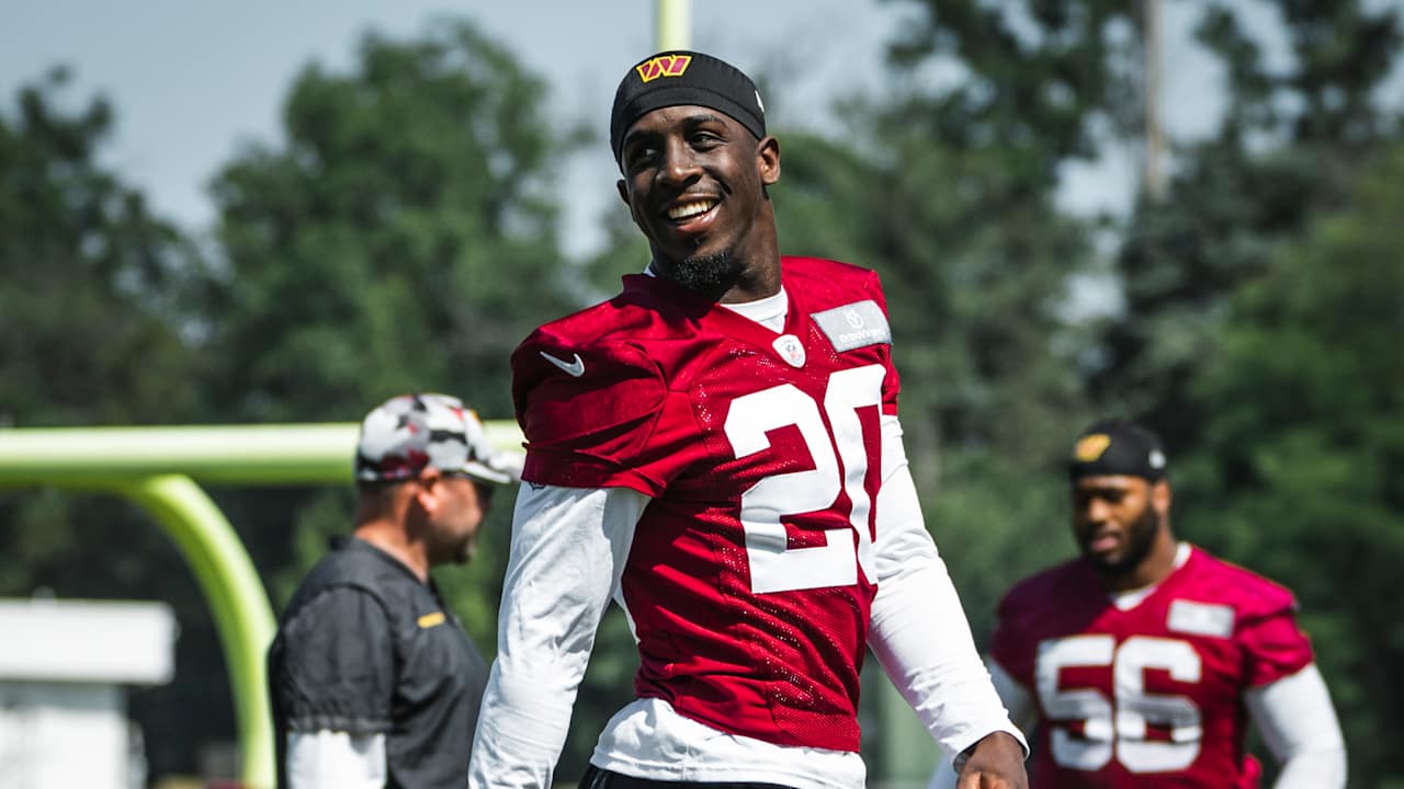 Quan Martin's barber skills put him a cut above the rest