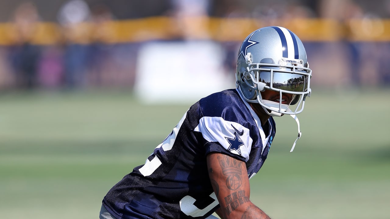 Thurs. Practice Report: Dak Runs With The Ones, Scandrick Returns; More