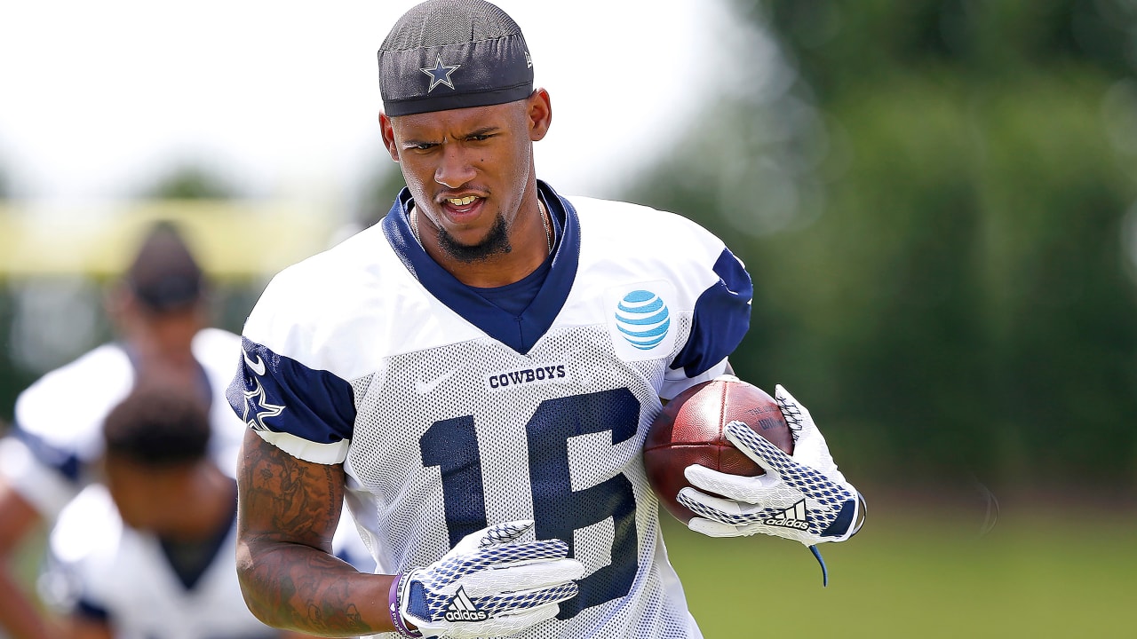 Cedrick Wilson está de vuelta para competir por un lugar en la lista de ...