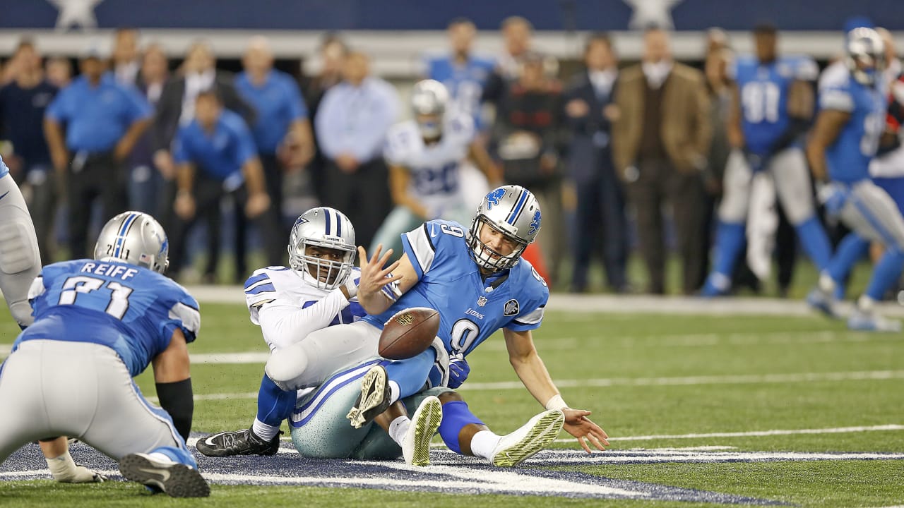 DeMarcus Lawrence Overcomes Rookie Mistake To Fend Off Lions’ Final Drive