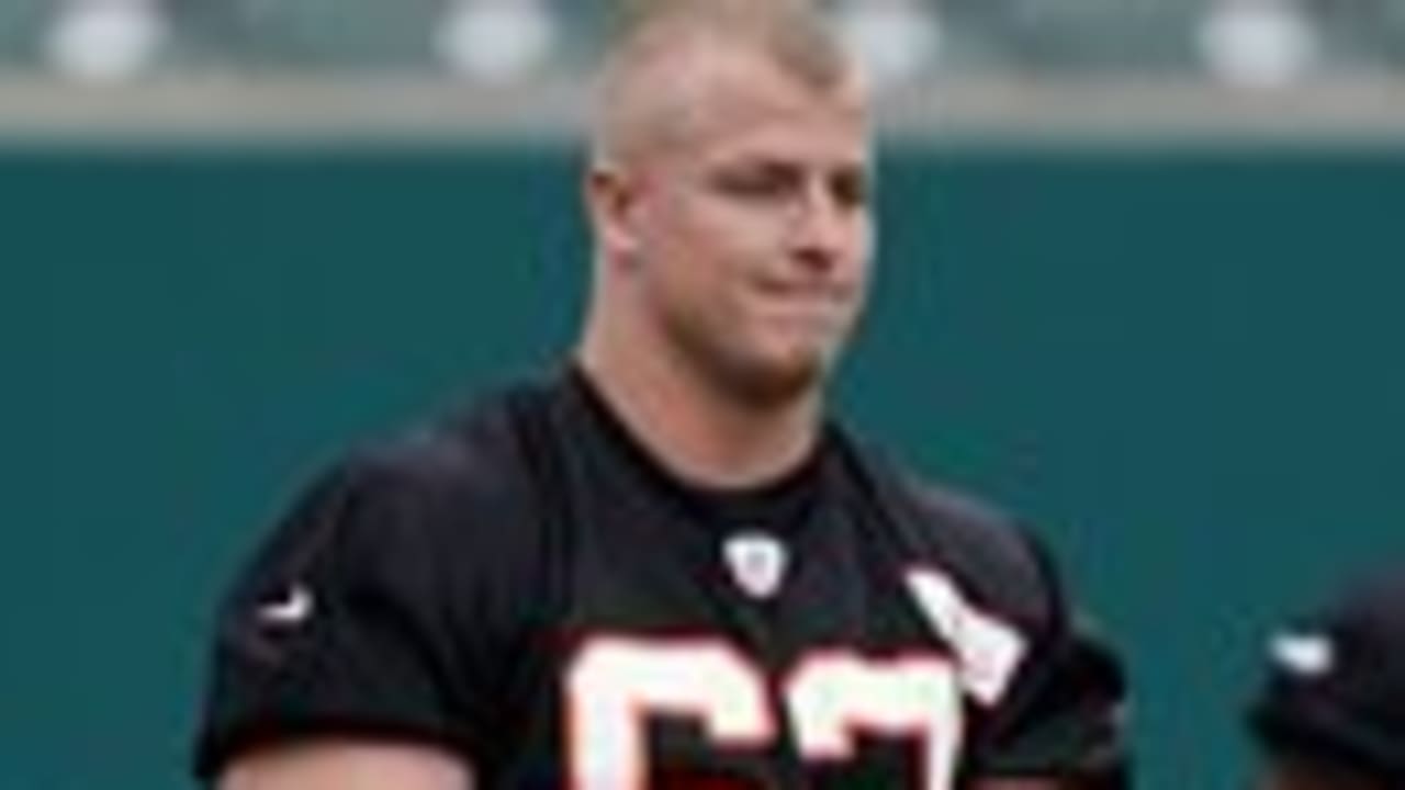 Cowboys Make More Roster Moves; DE Signed, Snapper Cut