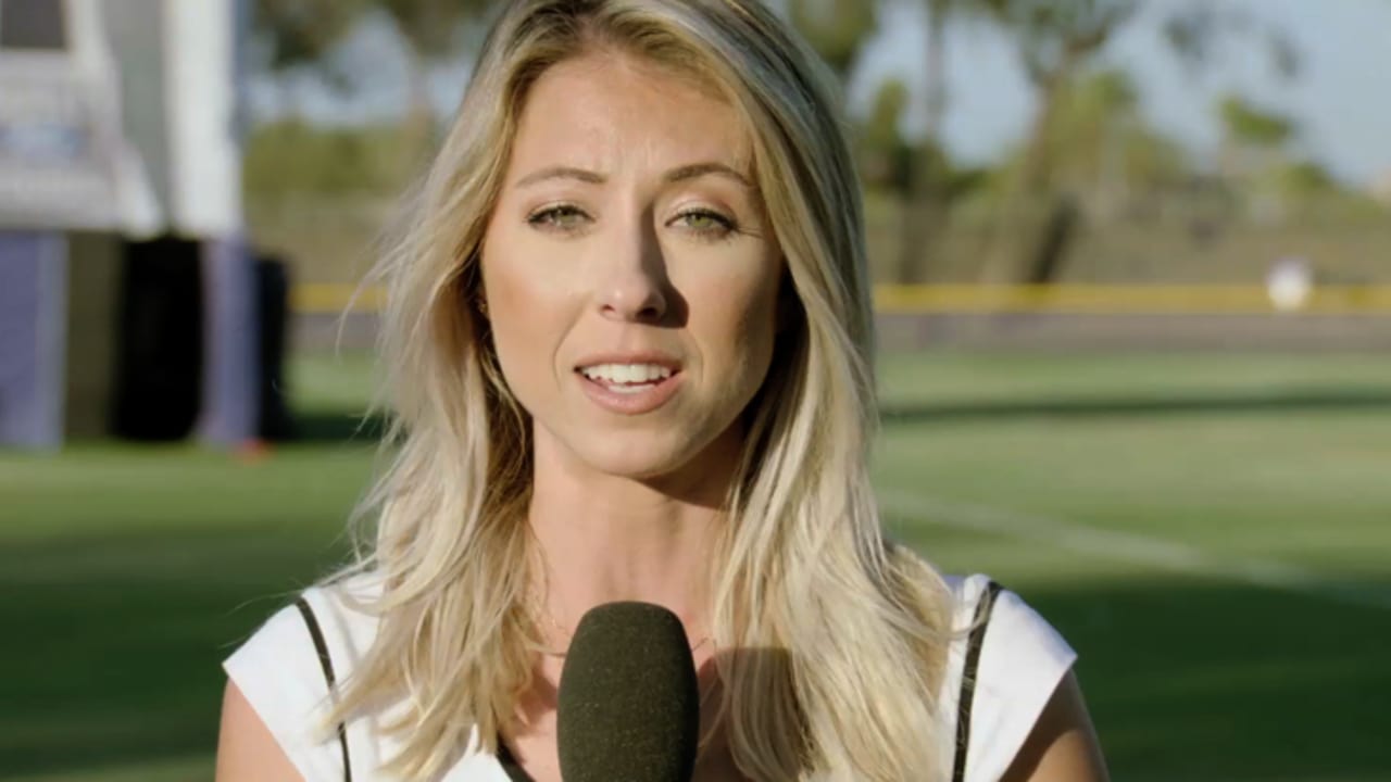 2-Minute Drill: Tony Talks; Irvin Challenges Dez