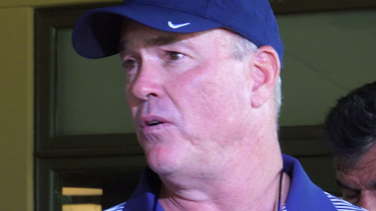 Stephen Jones: La'el At Tackle; Rookie Roles