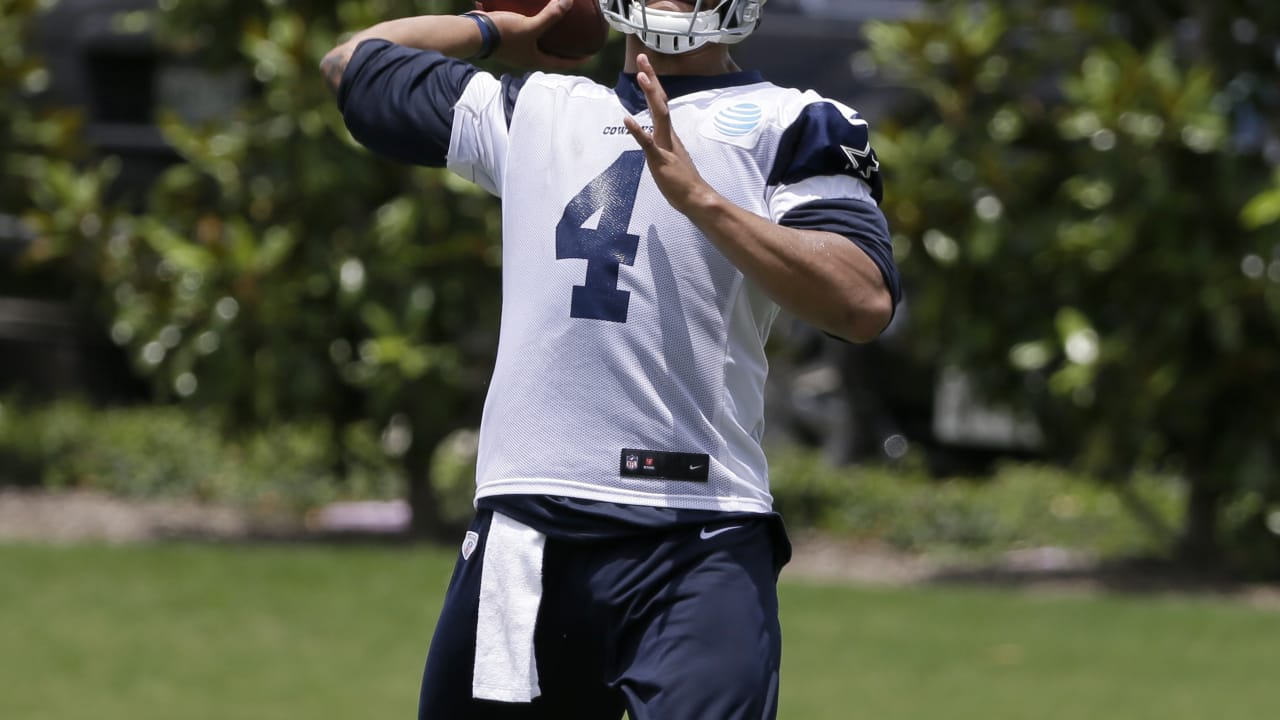 Mailbag: Position Flex For A Long Snapper? How Is Dak Practicing?