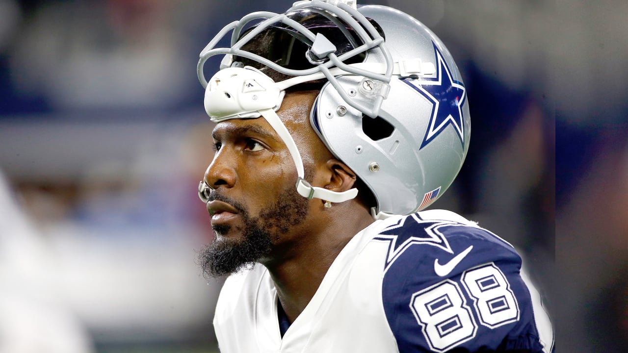 Stephen Jones confirma contacto con Dez Bryant