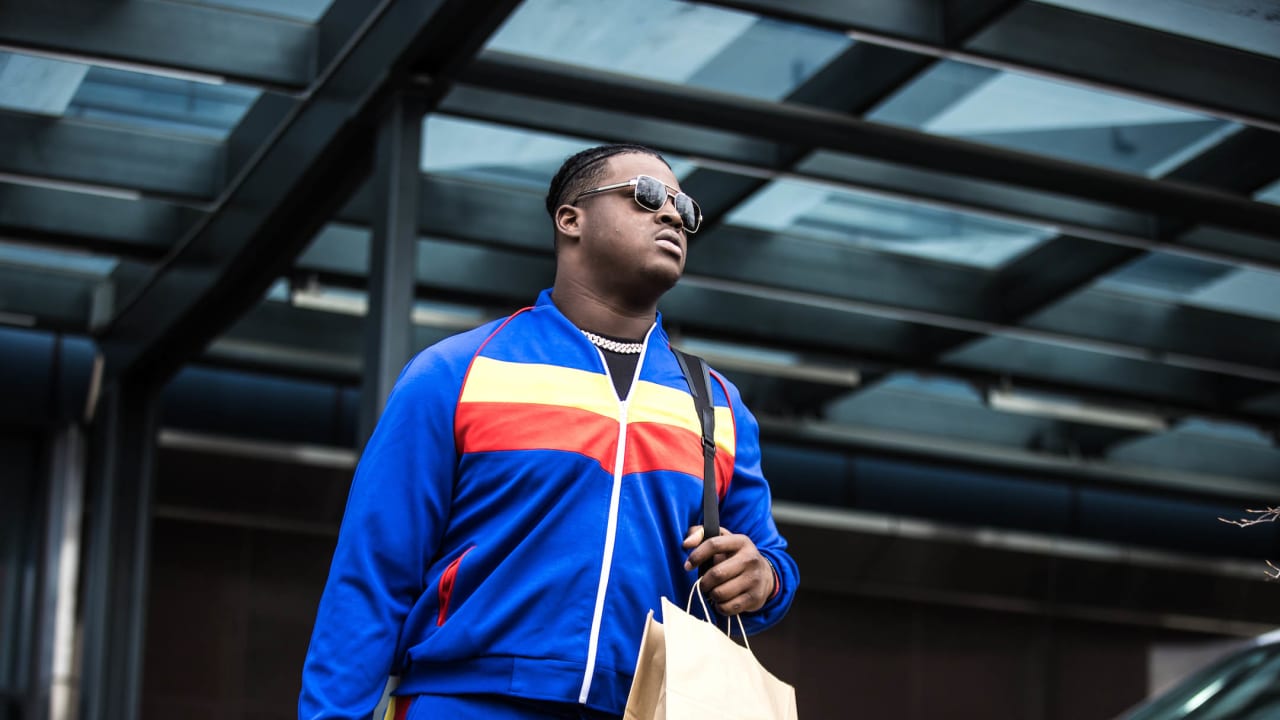 Blue Carpet Arrivals: Cowboys at Commanders | 2022