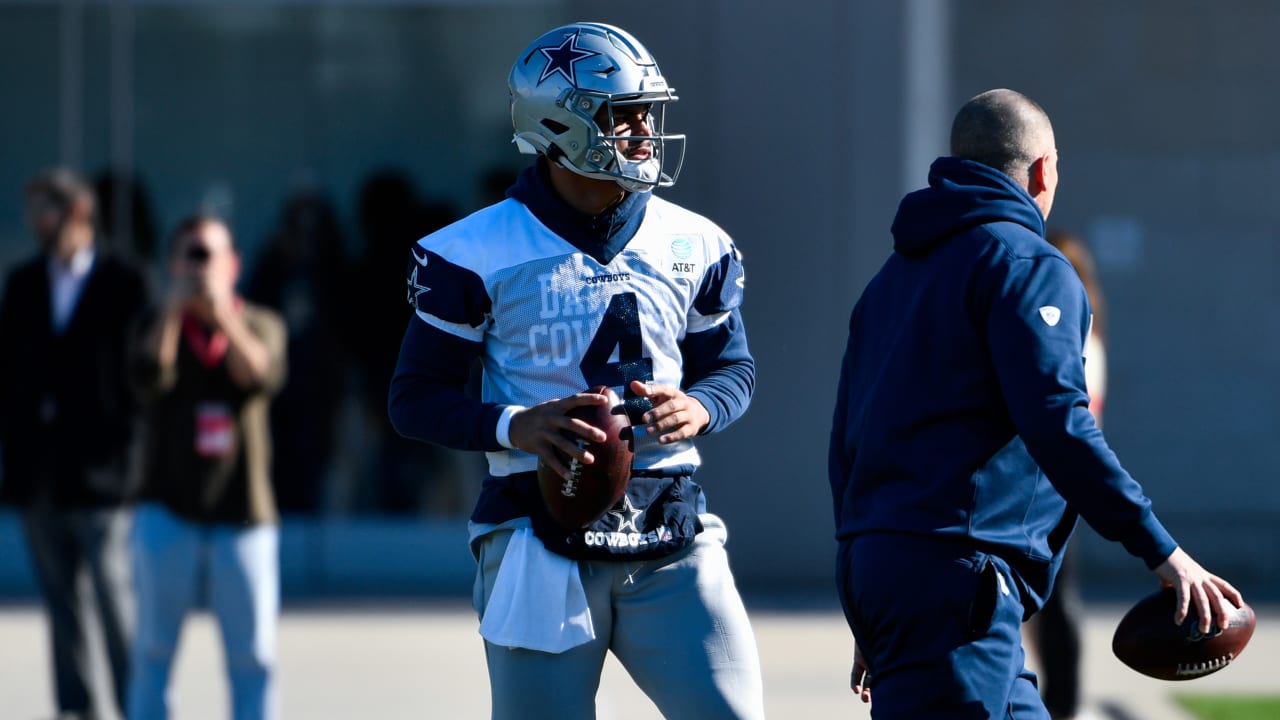 Mailbag: Will The Shoulder Impact Dak?