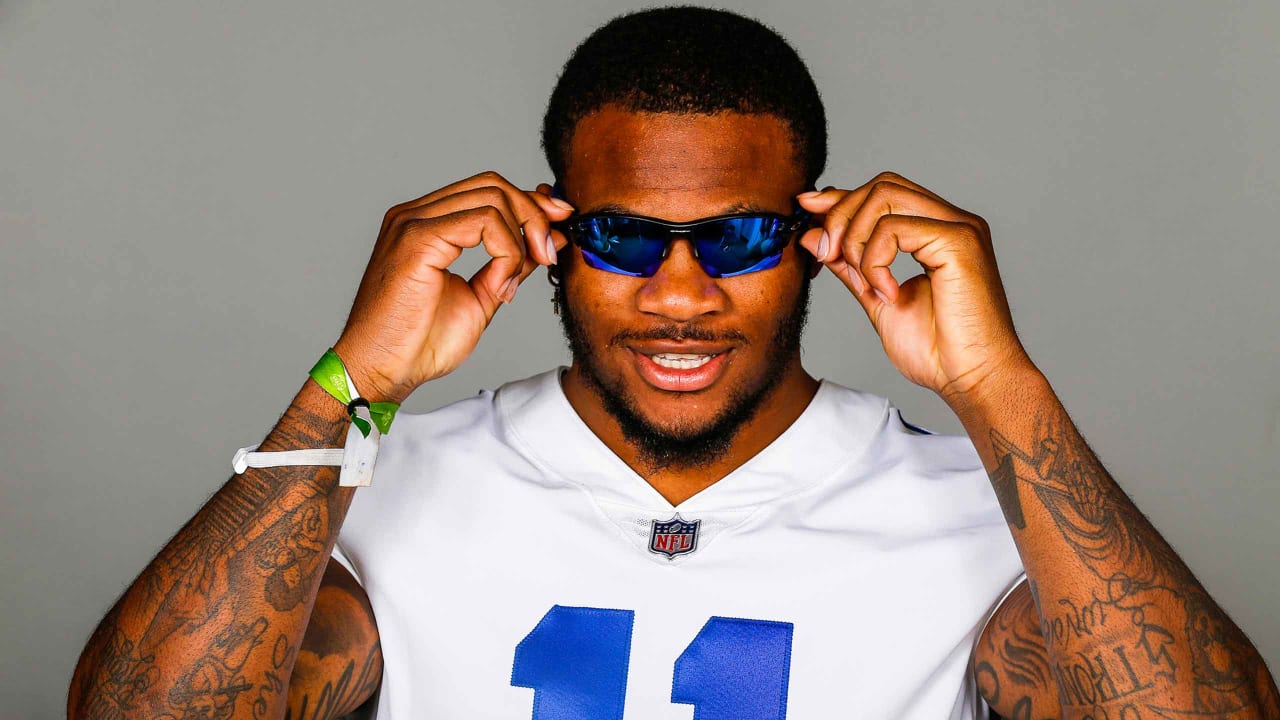 Parsons Says He’ll Begin Minicamp At Middle LB