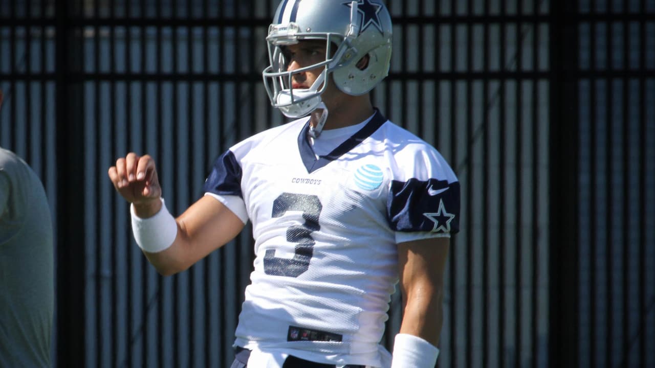 First Look: Sanchez at Practice